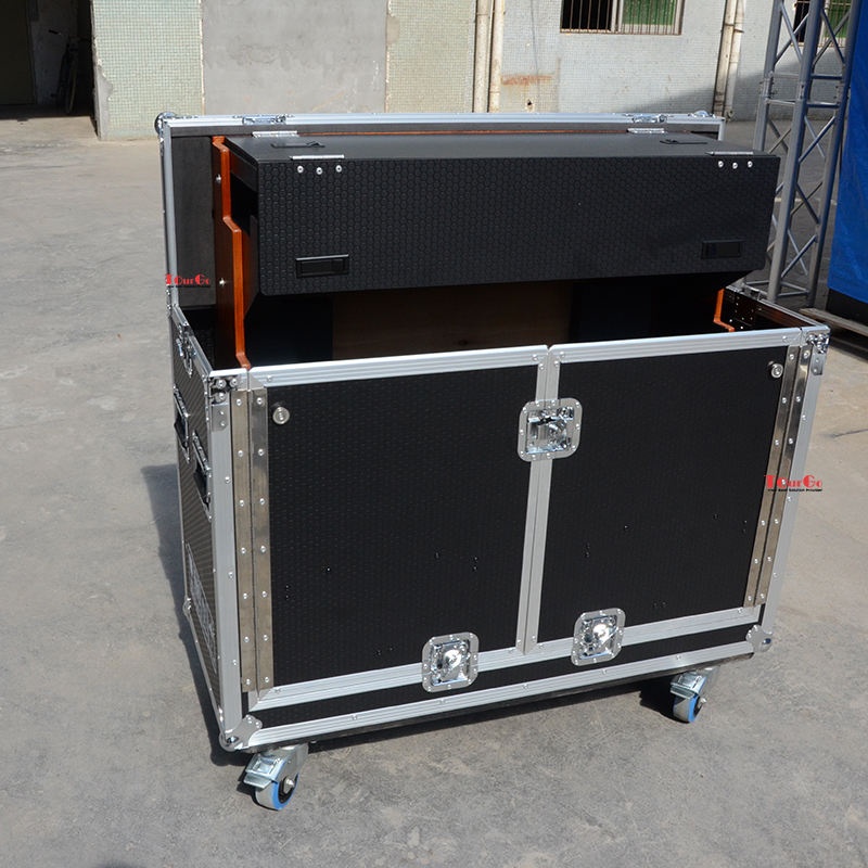 Flip flight case for Allen &Heath SQ-6 with doghause