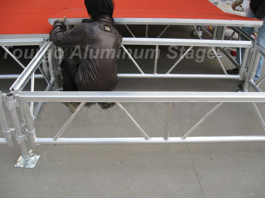 Tourgo Aluminum Stage with Carpet Surface