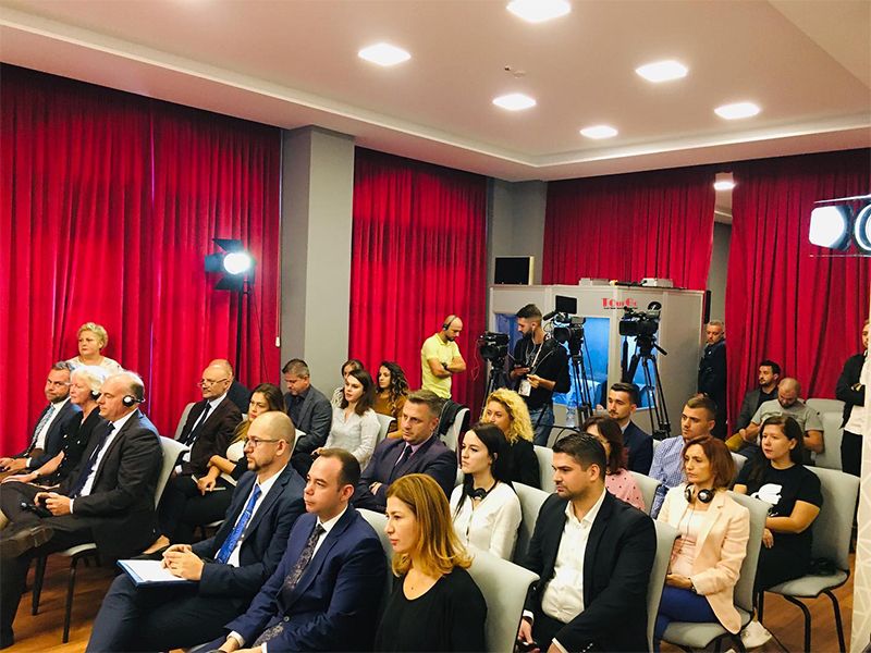 Simultaneous Interpretation Booth System For Conference